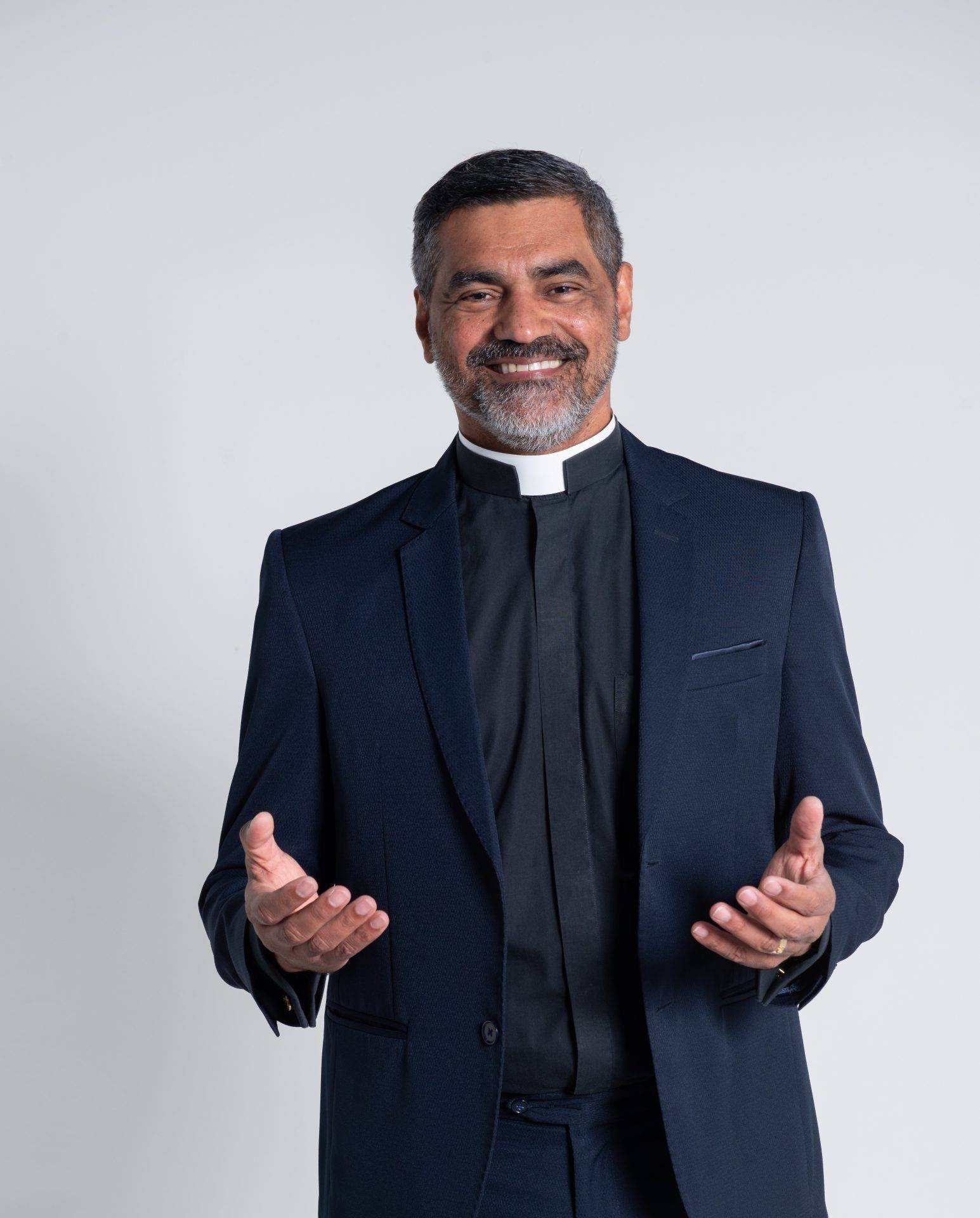 Padre Evandro Lima - Caminhando com Maria Peregrinações Caminhando com ...